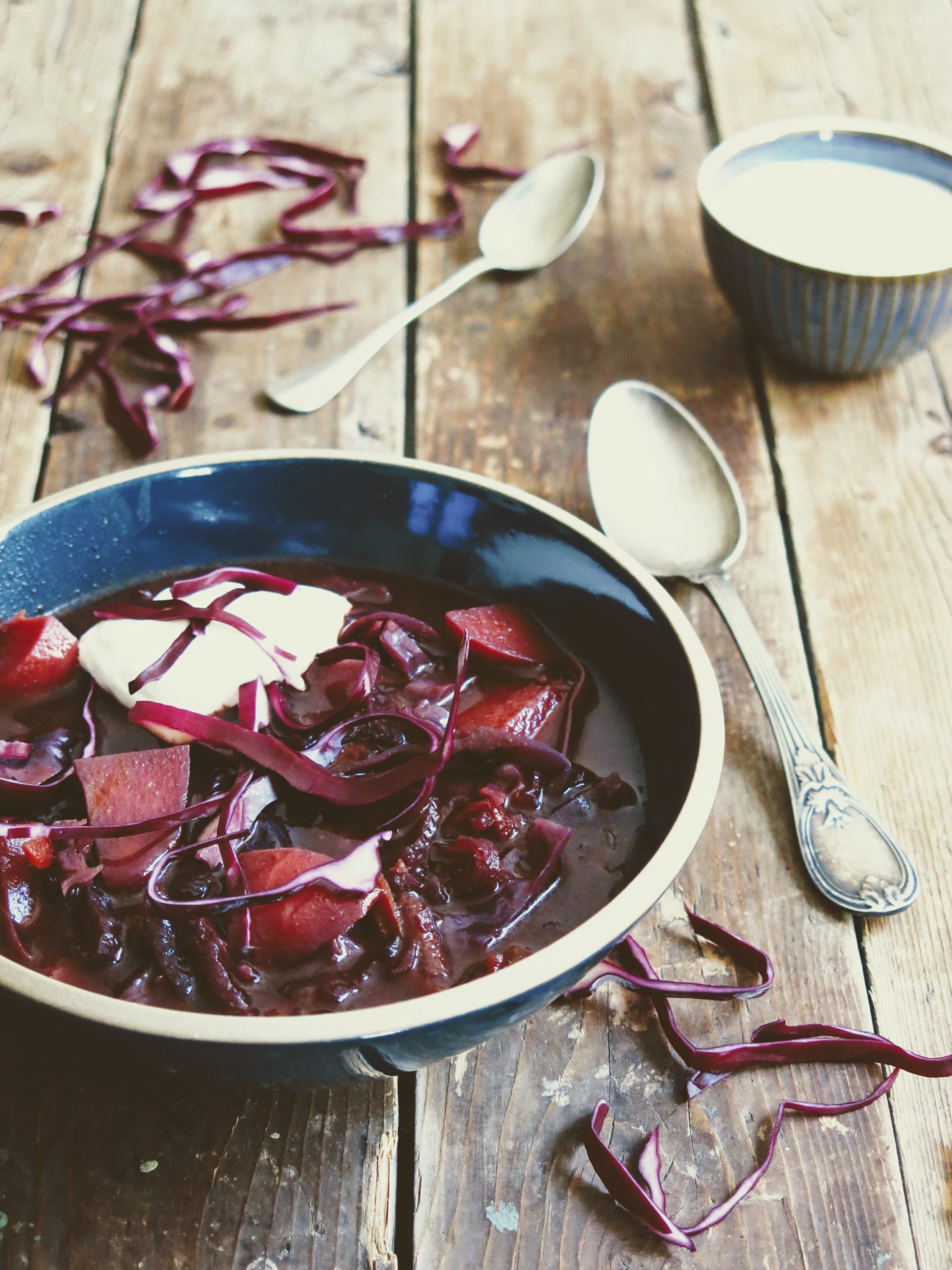 Soupe de betterave et chou rouge - #2 Confinement - Artichaut et cerise ...